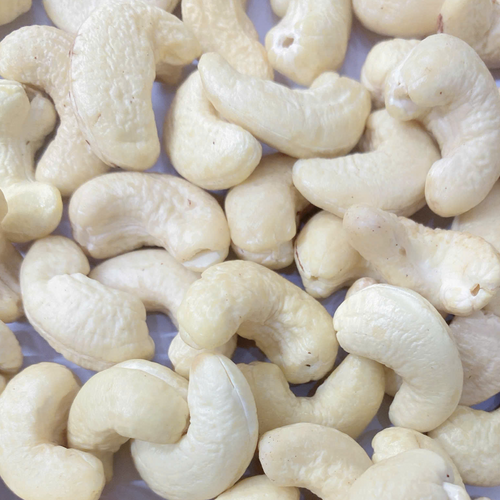 White kernels grade WW320 - Gulfood 2026