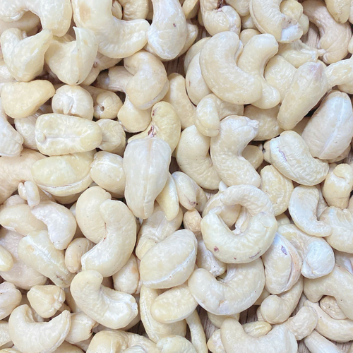 White kernels grade WW320 - Gulfood 2026
